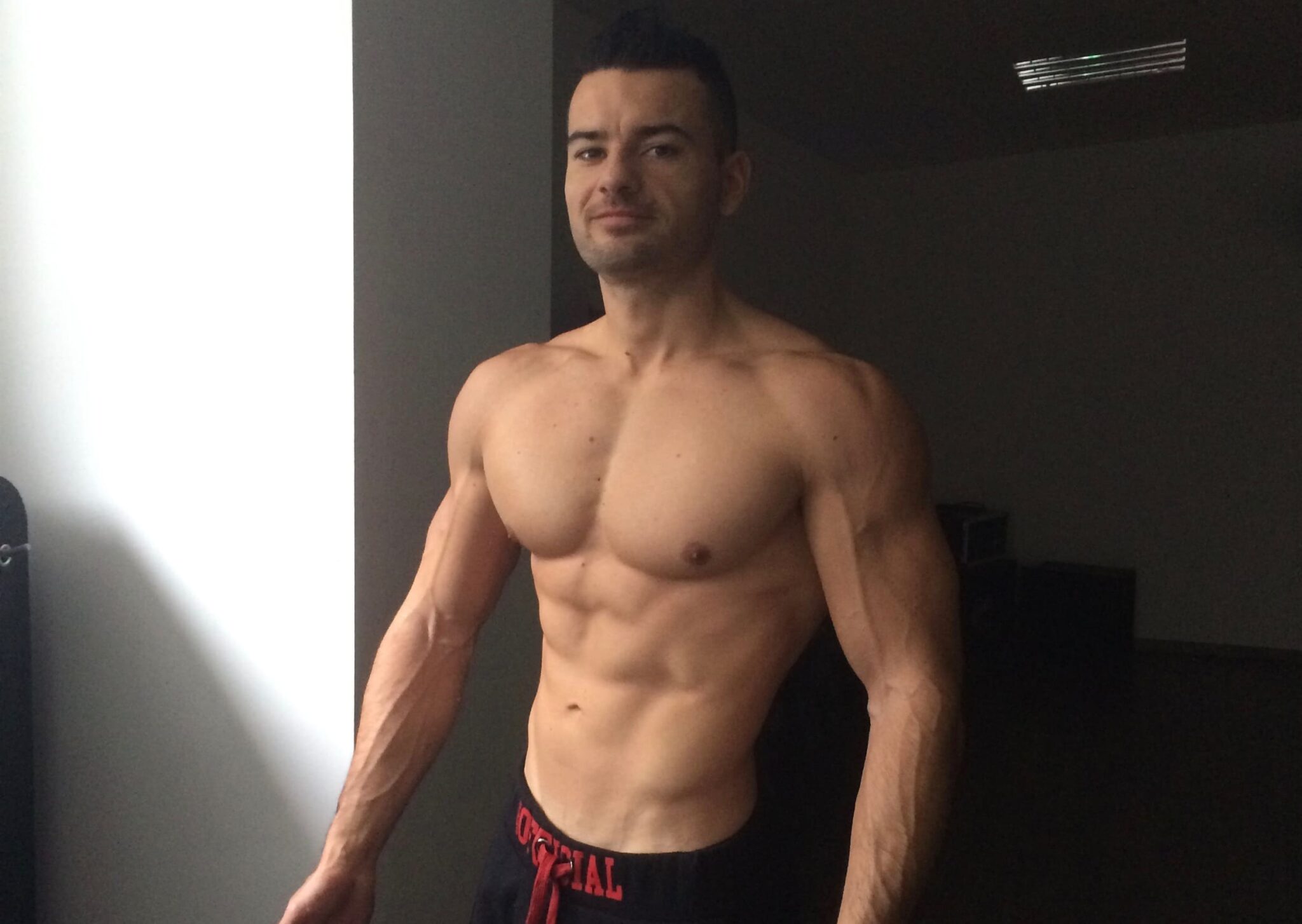 Entrainement à jeun en musculation, la solution ? | Fitnessmith